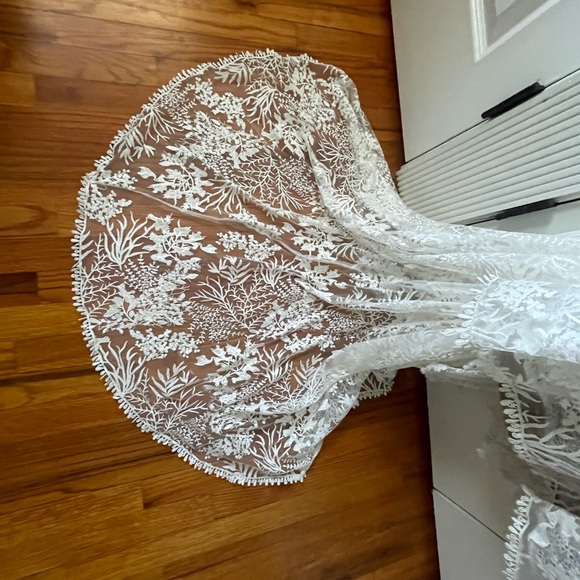 Grace Loves Lace | Dresses | Grace Loves Lace Sol Gown With Chai Lining ...
